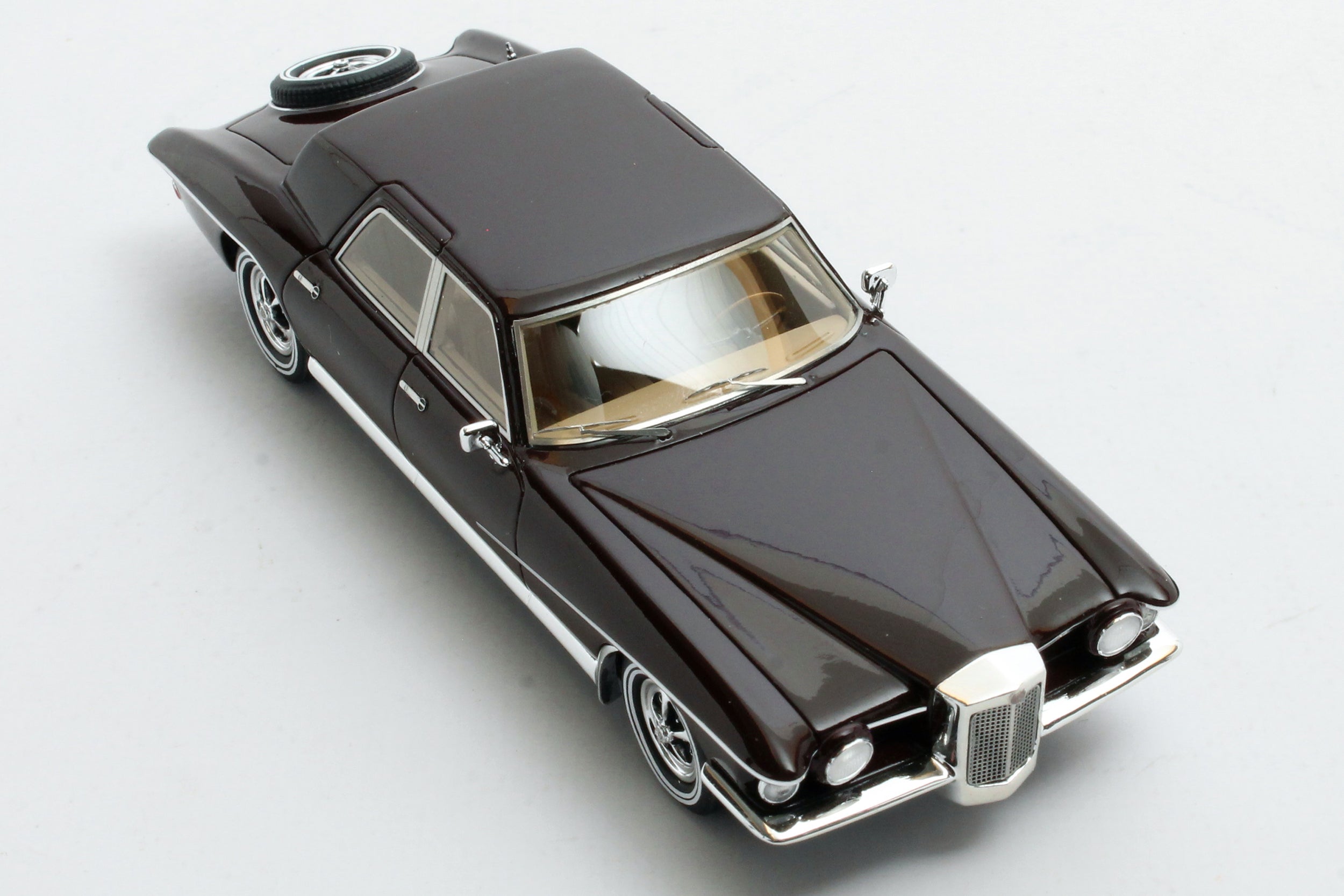 Stutz Duplex Sedan Red 143 Thomas Langejürgen