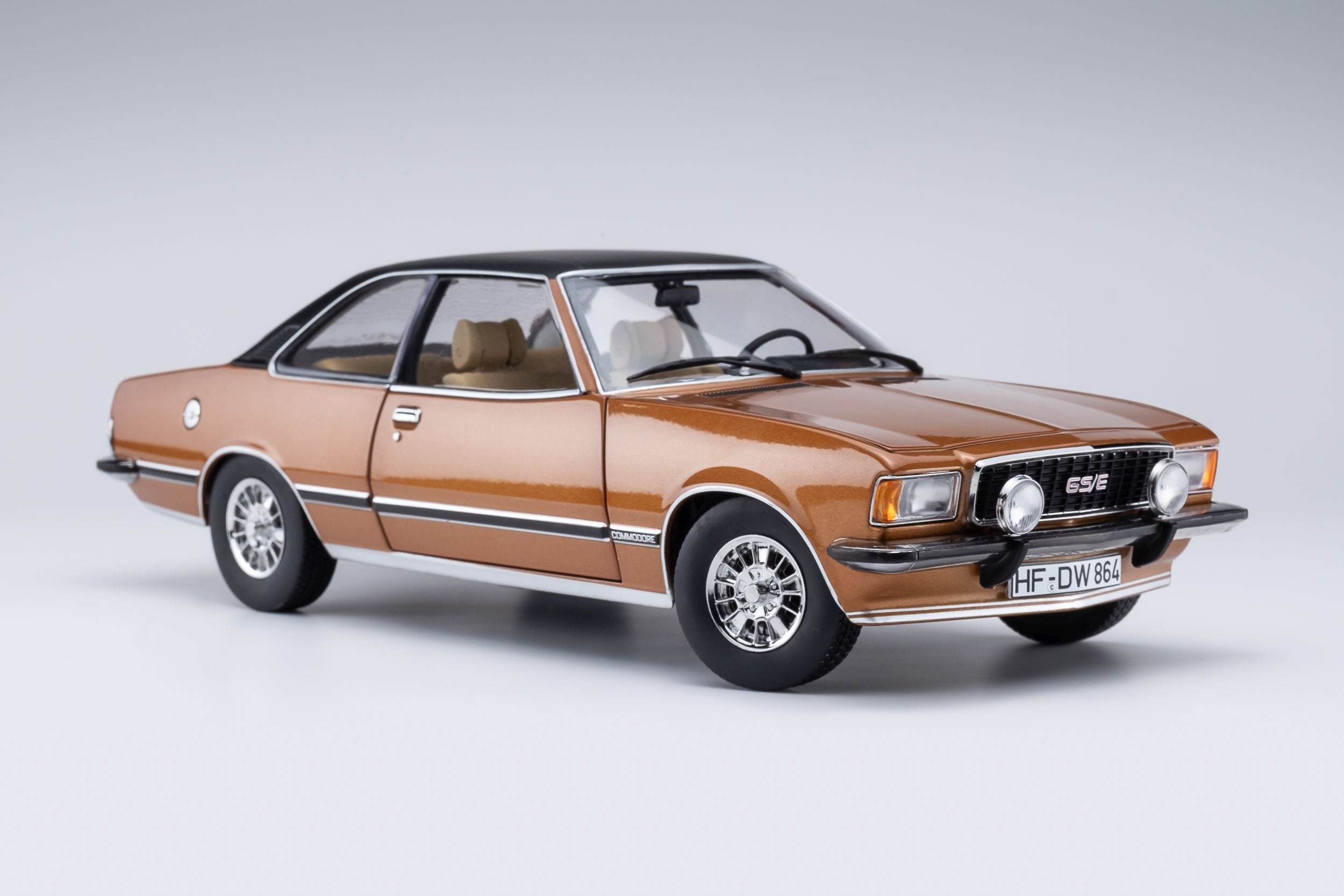 Opel Commodore B GS/E Coupé - brown met. 1:18 – Thomas Langejürgen
